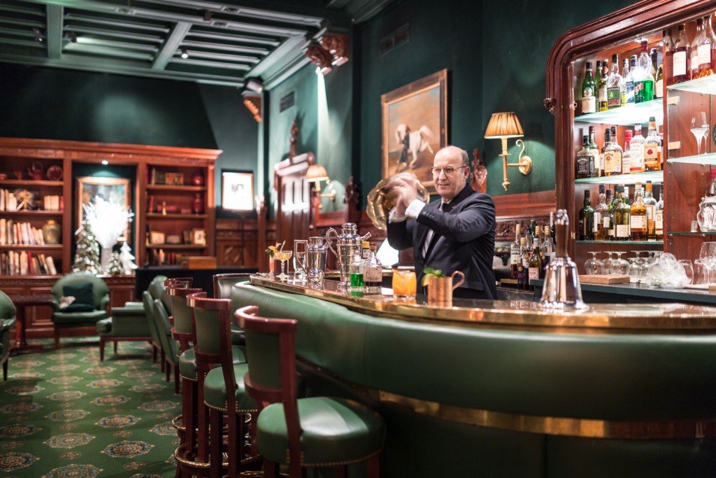 Guide : Comment créer un espace bar chez soi ? | Conseil Déco